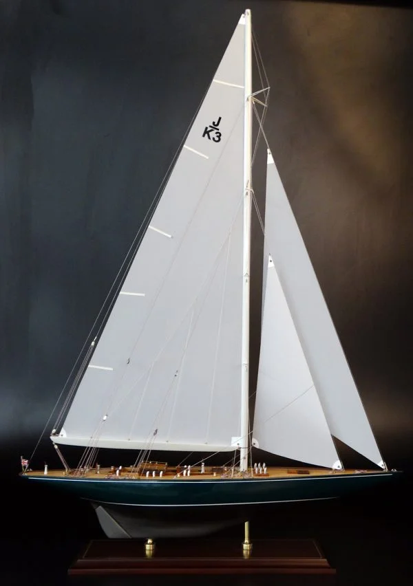 Shamrock V. 1930 - Seacraftclassics