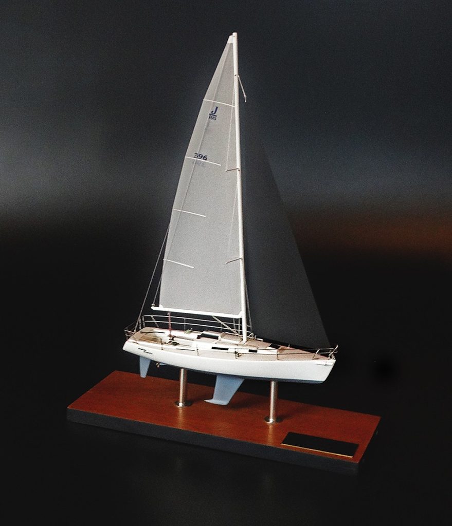 J105 custom desk model - Seacraftclassics