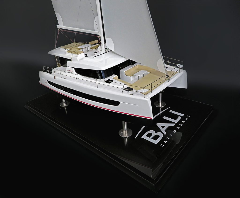 BALI 4.6 Catamaran custom model - Seacraftclassics