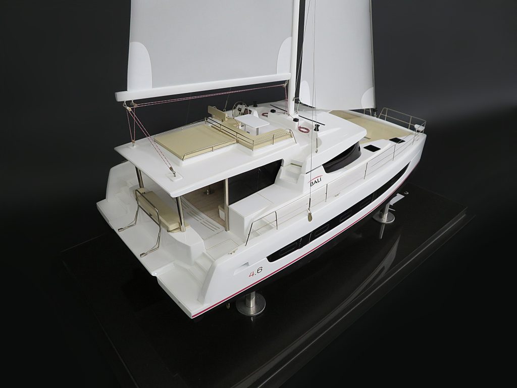 BALI 4.6 Catamaran custom model - Seacraftclassics
