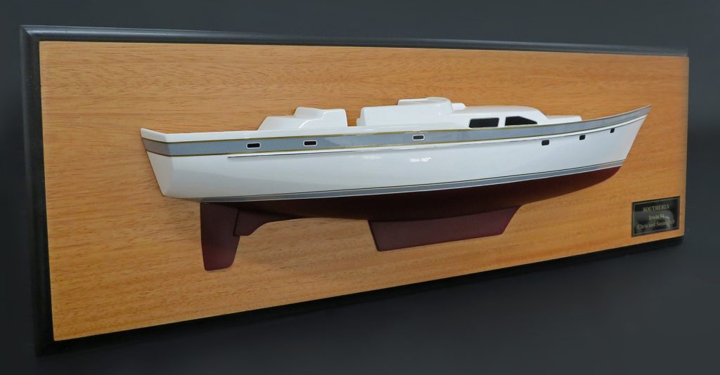 Irwin 54 half model with cabin and cockpit only - Seacraftclassics