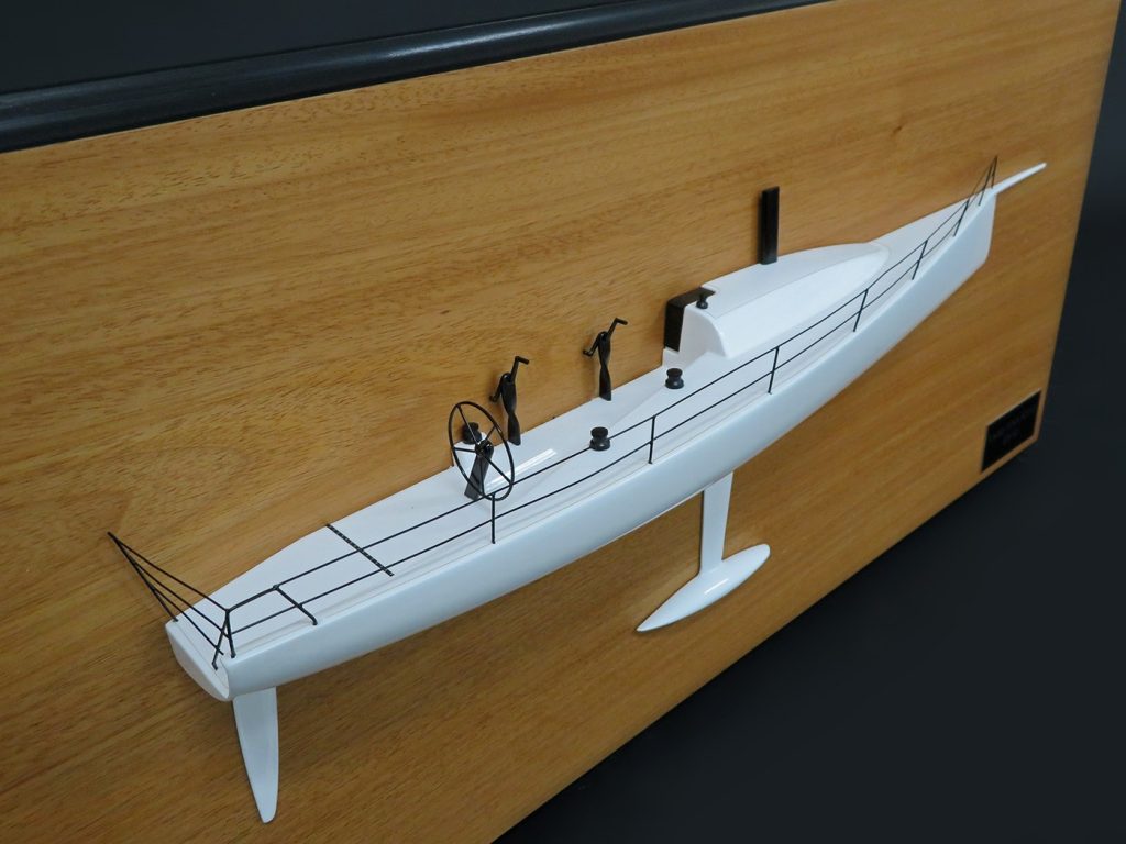 TP 52 half model with deck details, custom built - Seacraftclassics