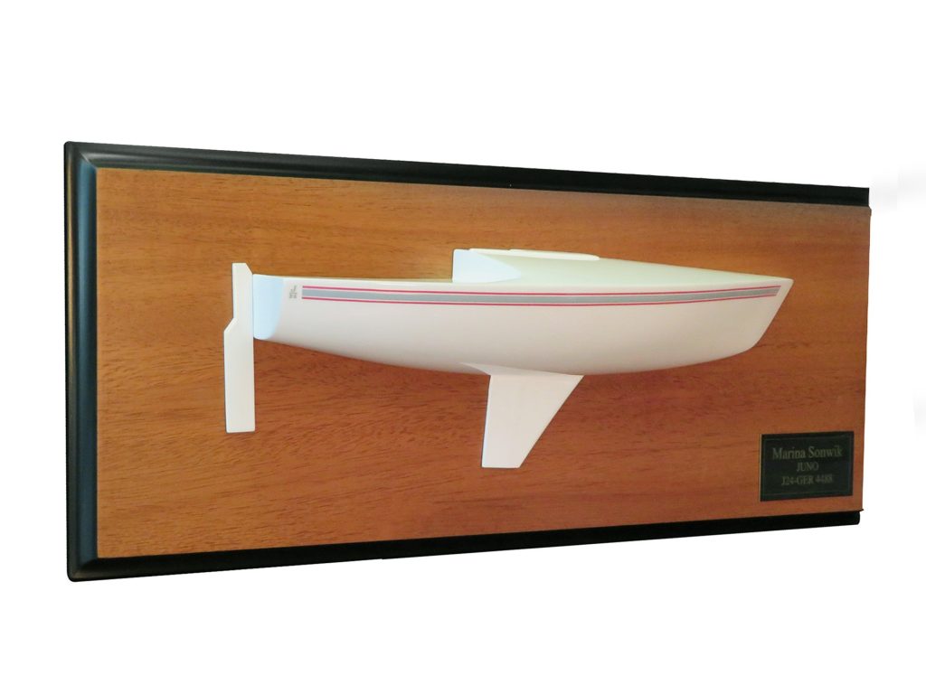 J24 half model with cabin and cockpit only - Seacraftclassics