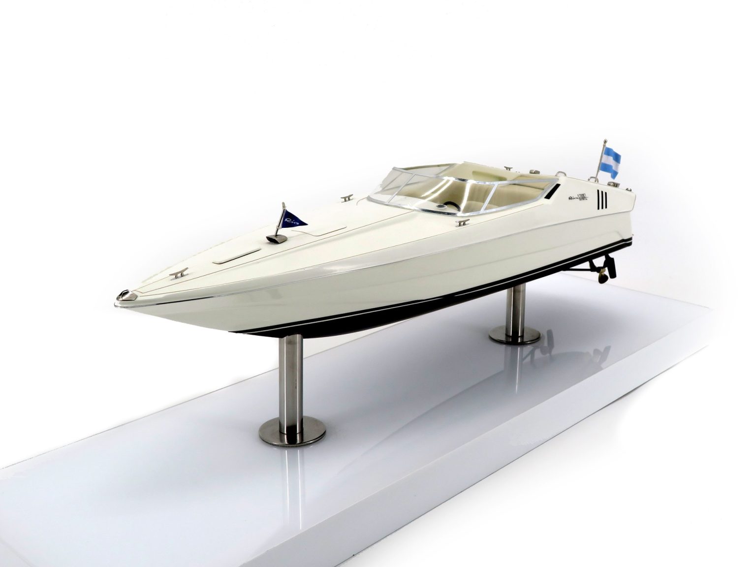 Riva St Tropez custom model - Seacraftclassics