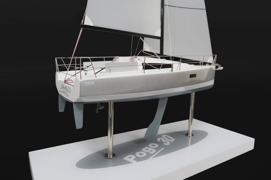 Pogo 30 custom model - Seacraftclassics
