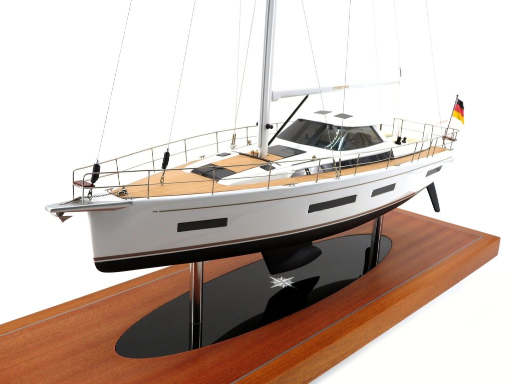 Amel 50 custom model replica - Seacraftclassics