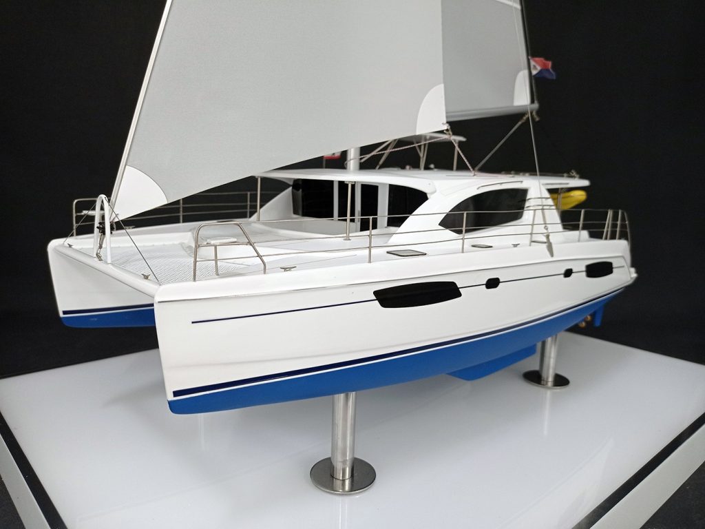 Leopard 44 Catamaran custom model - Seacraftclassics