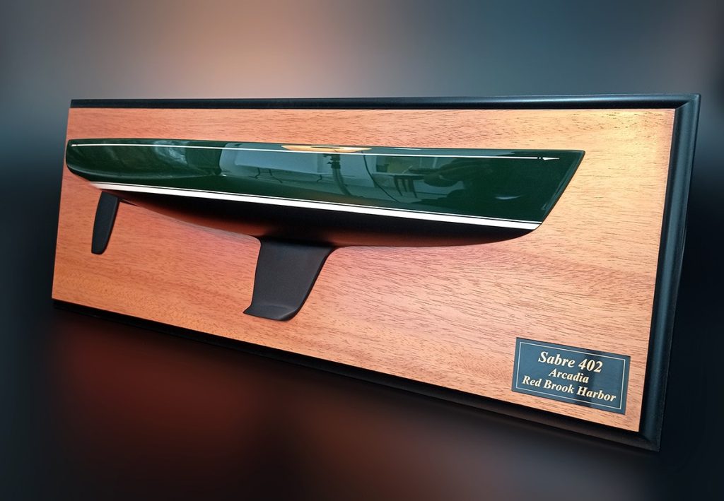 Sabre 402 flushdeck half hull - Seacraftclassics